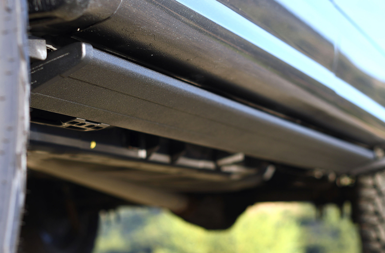 AMP Research PowerStep™ Smart Series - 86235-01A – Amp Step Store